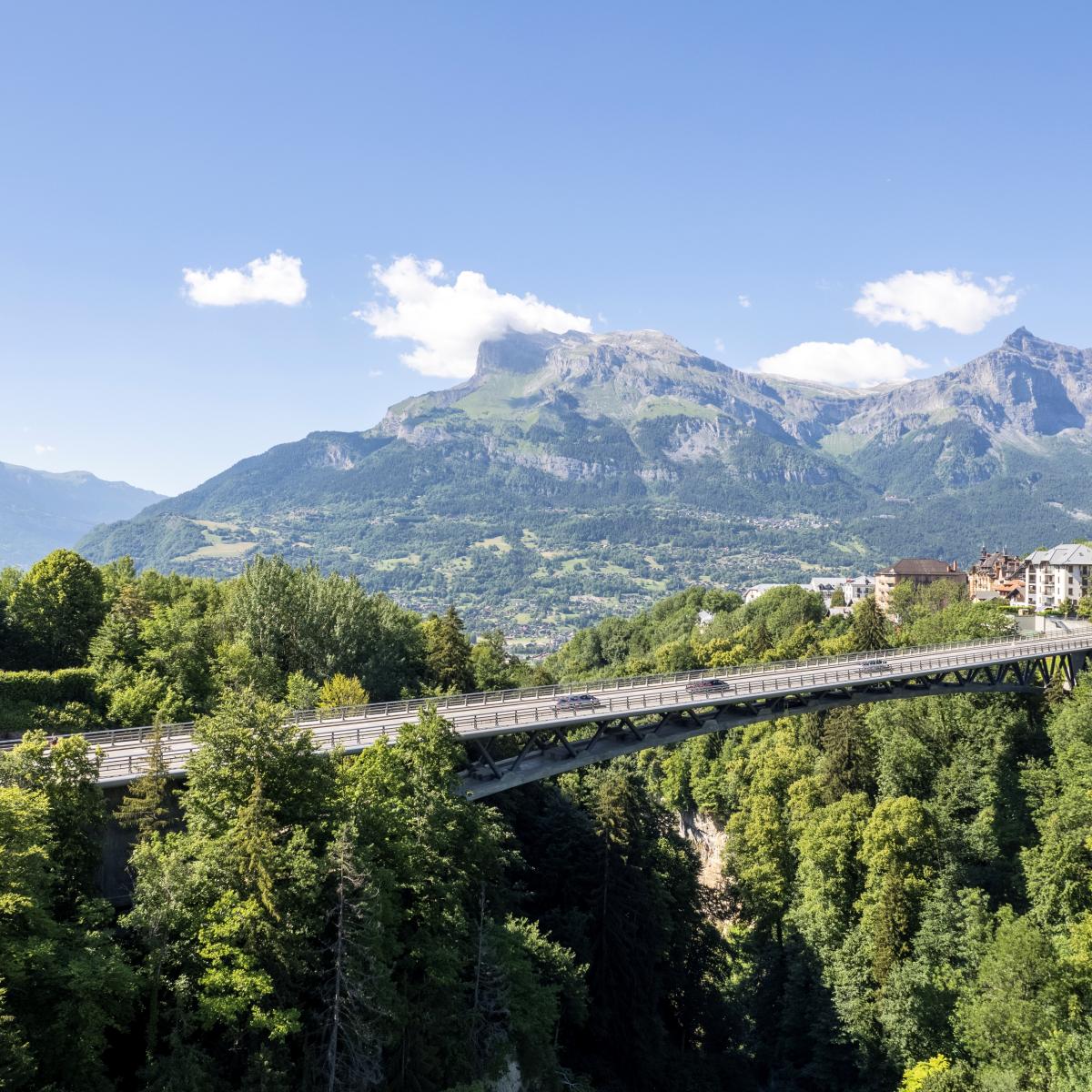 Saint-Gervais Mont-Blanc – Mountains, Slides, Thermalism and Well-being